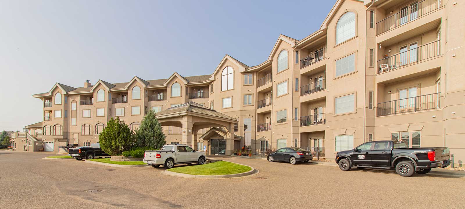 About Us | River Ridge | Seniors Village in Medicine Hat, AB